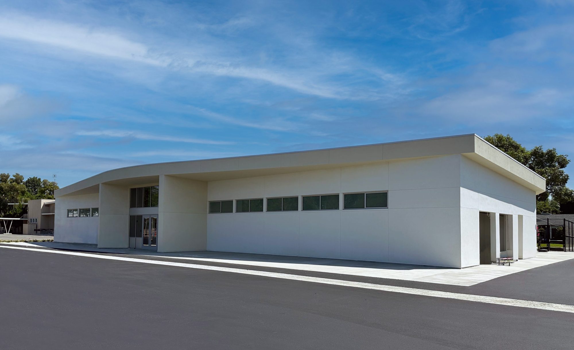 Helen Keller Middle School Locker Room - Westgroup Designs